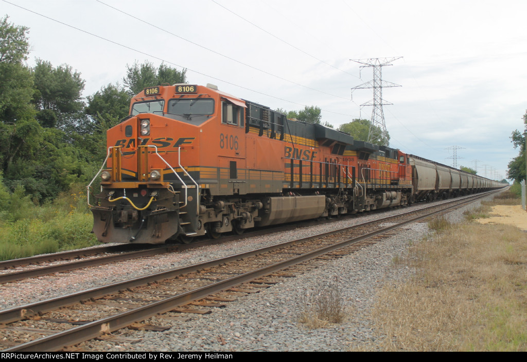 BNSF 8106 & 4638 (2)